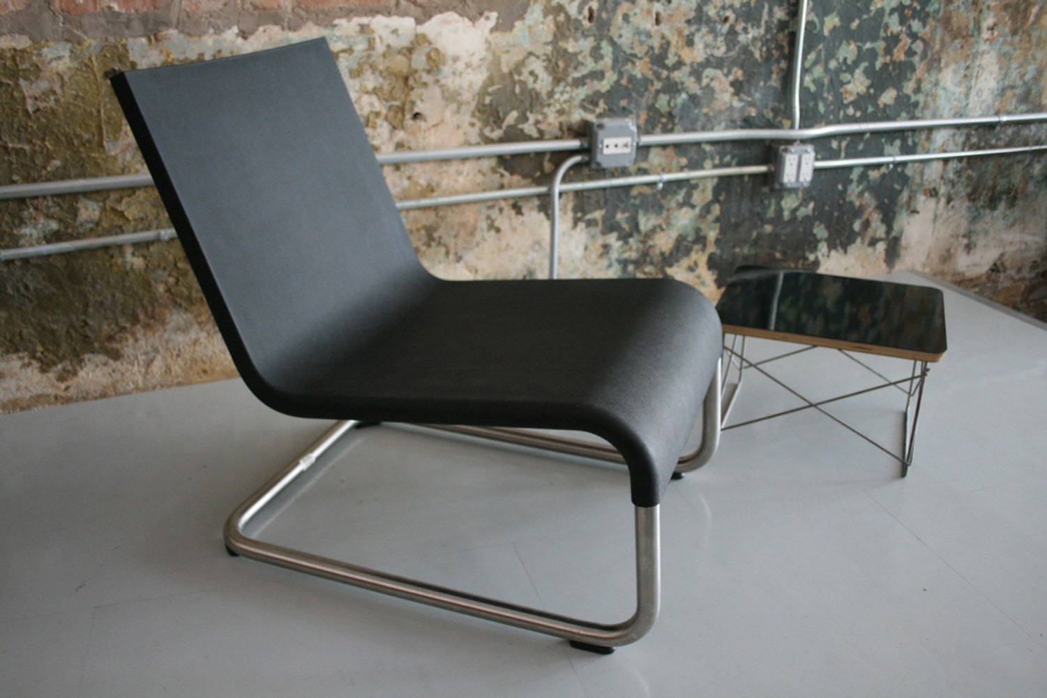 Vitra .06 Lounge Chair - GR Shop Canada