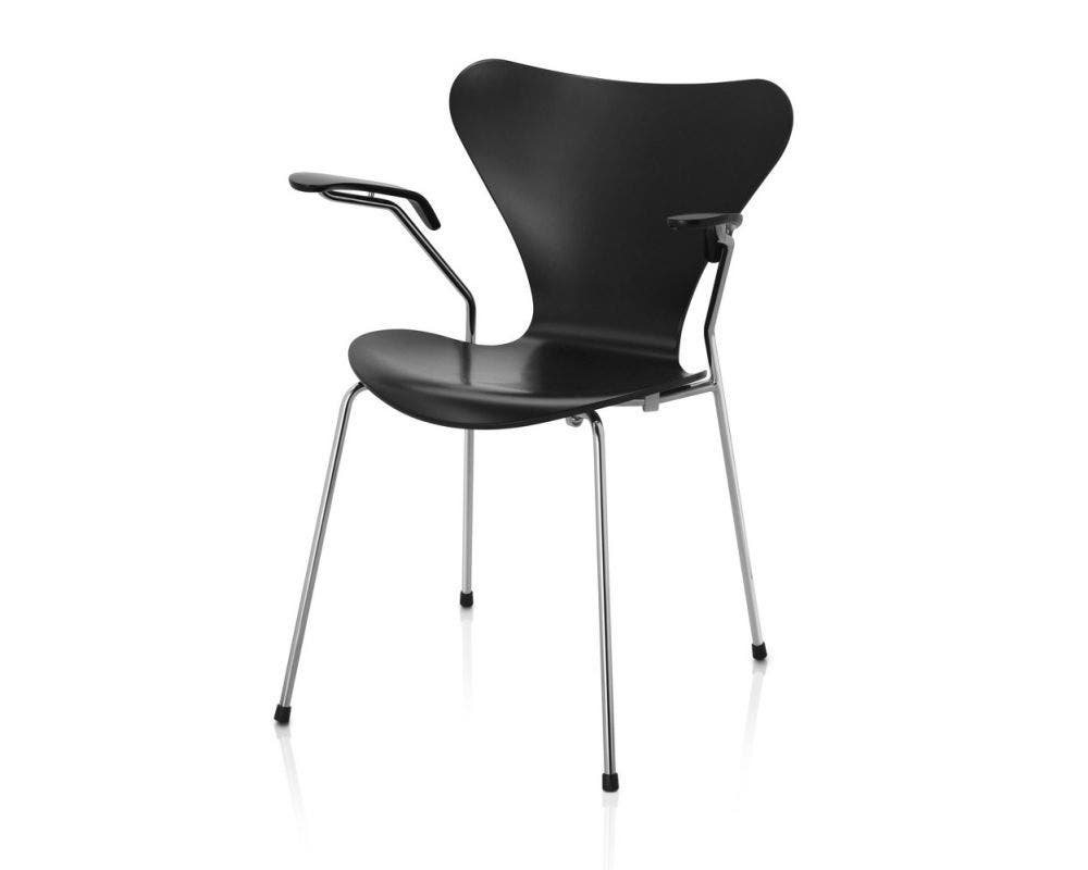 Fritz Hansen Series 7 Armchair Laminated
