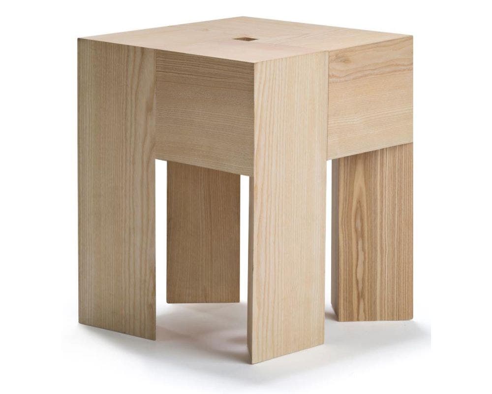 Karakter Triangle Stool