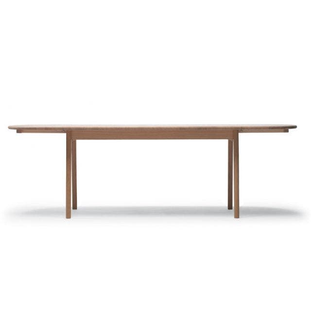 Carl Hansen & Son CH002 Table
